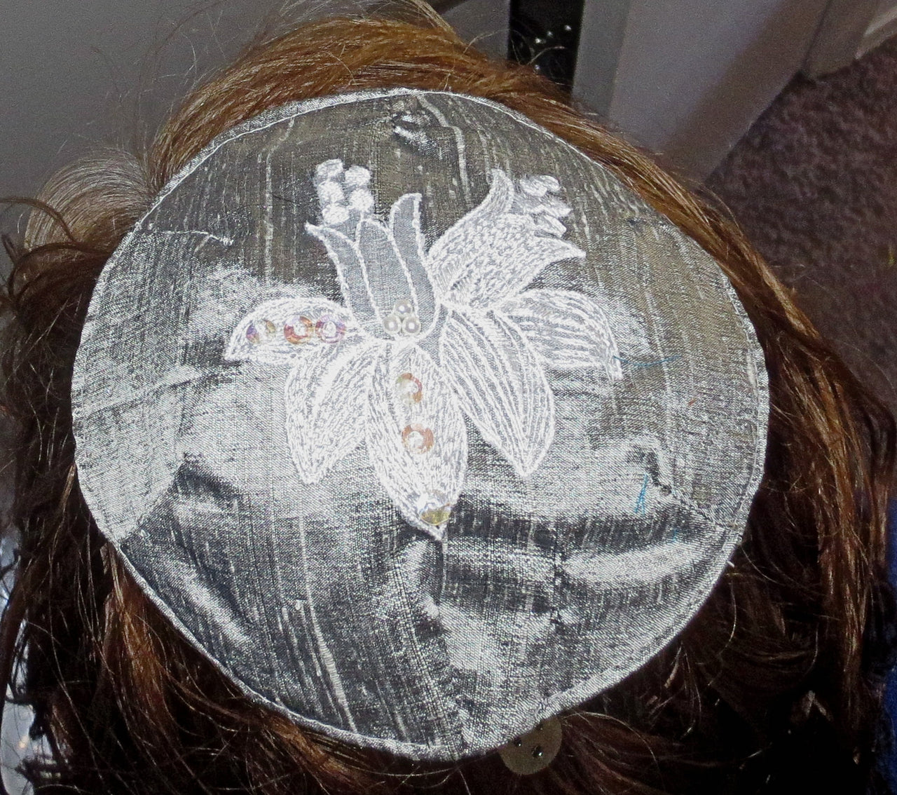 Silk small kippah lace flower