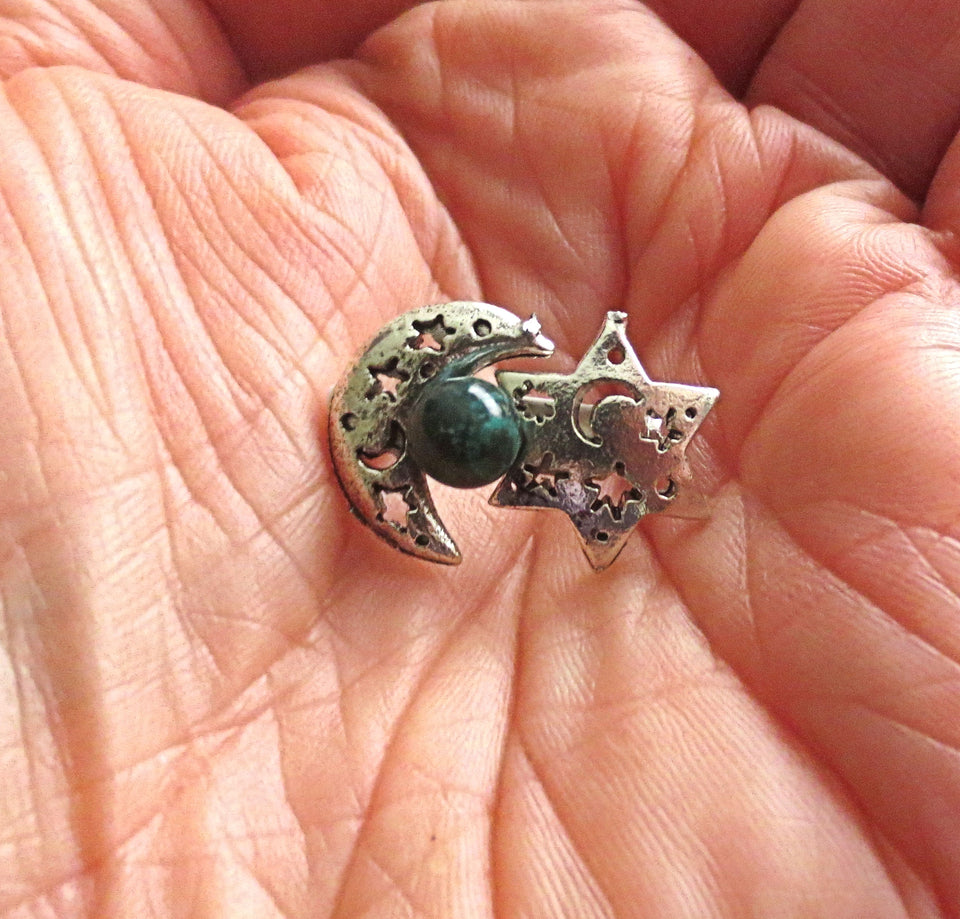 Rosh Hodesh or Chodesh gemstone brooch or pin